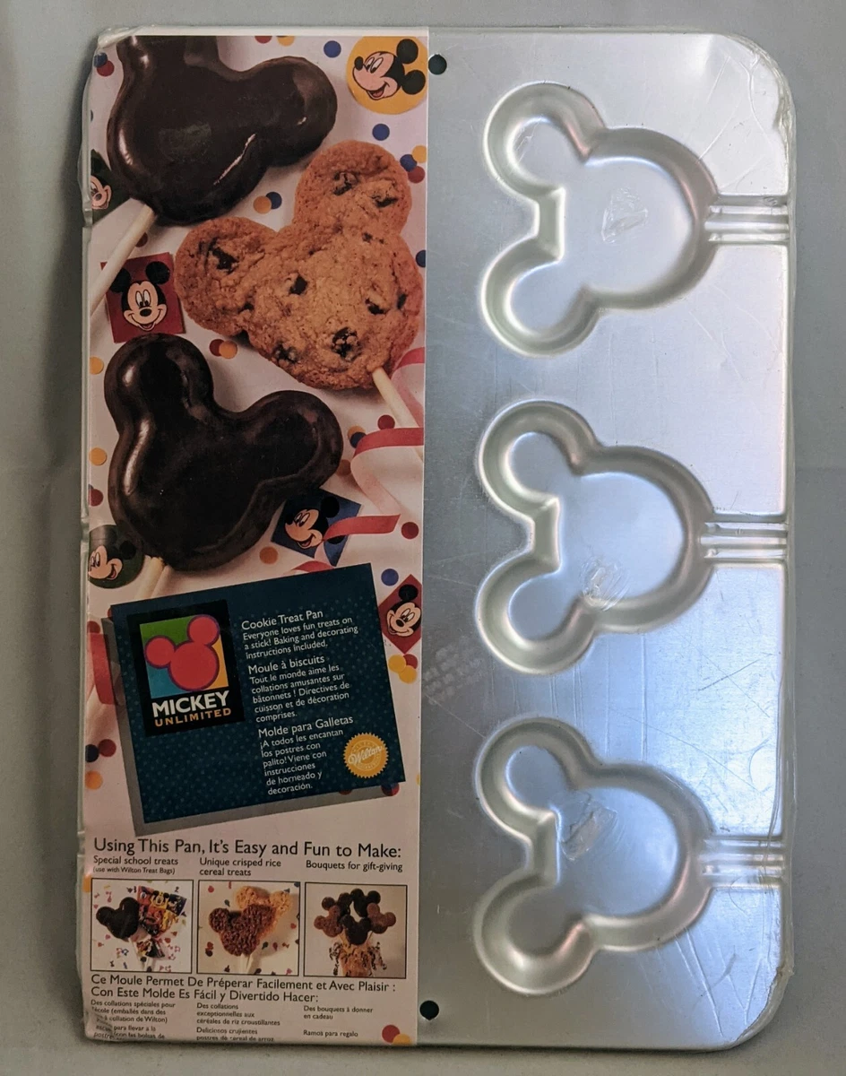 Mickey Mouse Cookies On A Stick