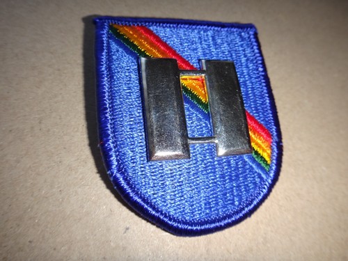US Army Captain Rang Auf 7th Spezial Operations Stütze Kommando Barett ...