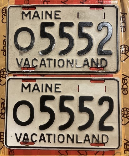 LICENSE PLATES Maine 1950s base O 5552 pair | eBay