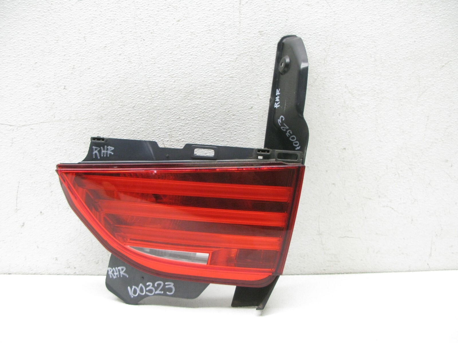 10-13 BMW F07 535i GT TRUNK MOUNTED TAIL LIGHT LAMP REAR RIGHT INNER ...