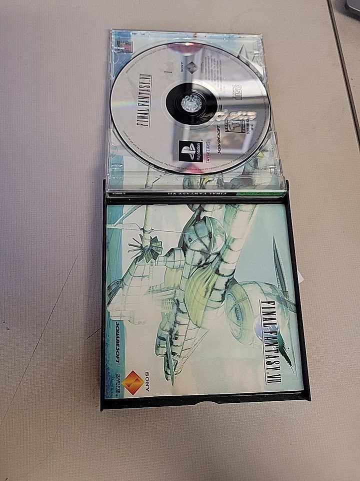 Final Fantasy VII for Playstation PS1, Greatest Hits Green Label Ed ...