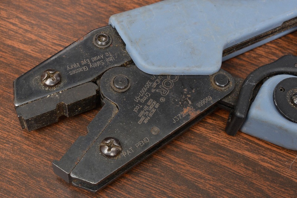 CORNING SIECOR MADE IN SWEDEN UNICAM CRIMP TOOL #3201007-01 | eBay