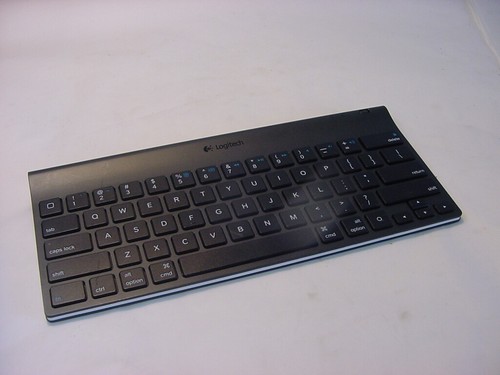 LOGITECH BLUETOOTH WIRELESS TABLET KEYBOARD FOR iPAD 820-003932 Y-R0021 ...