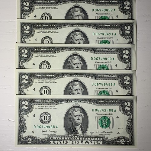 LOT OF 5 NEW LUCKY UNCIRCULATED 2017 TWO DOLLAR BILLS $2 SEQUENTIAL UNC ...