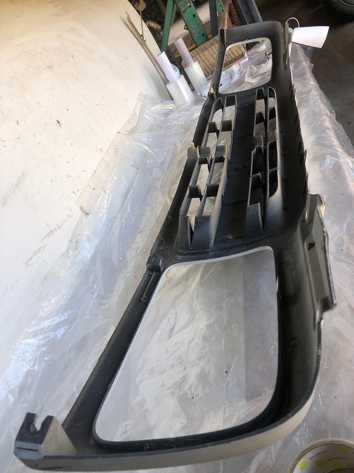 1999-2004 CHEVROLET GEO TRACKER Front Bumper Upper Cover Grill with ...