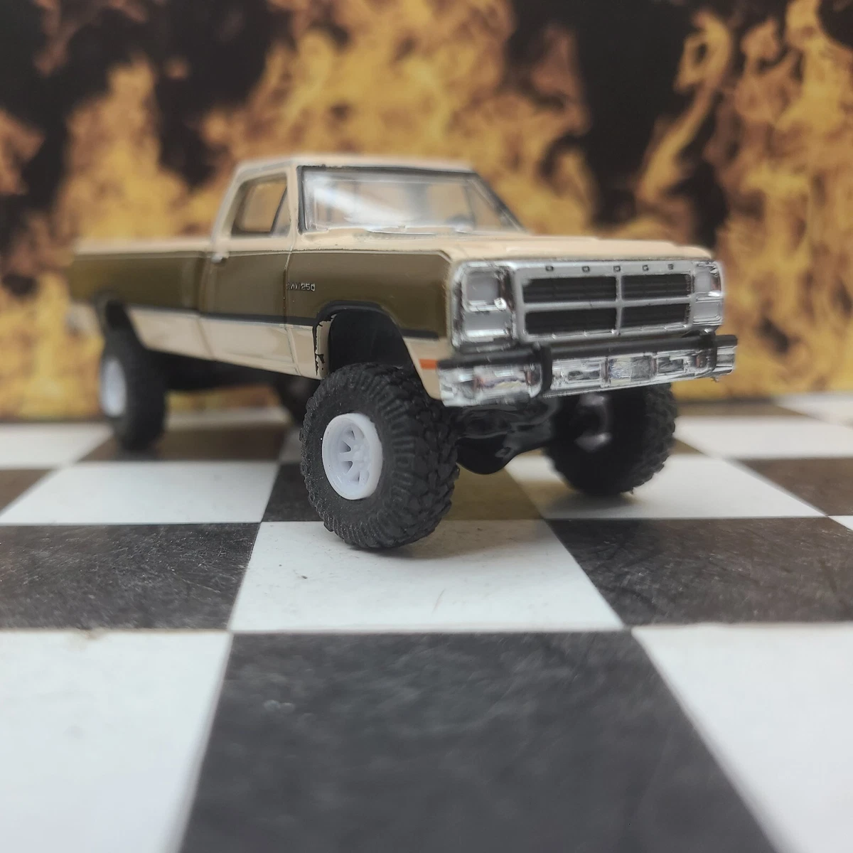 1st Gen Cummins Dually 4x4