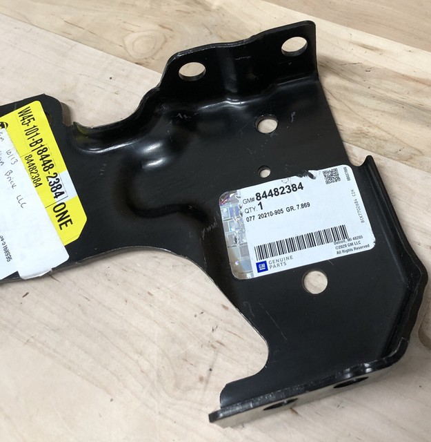 Genuine GM Bumper Bracket 84482384 for sale online | eBay