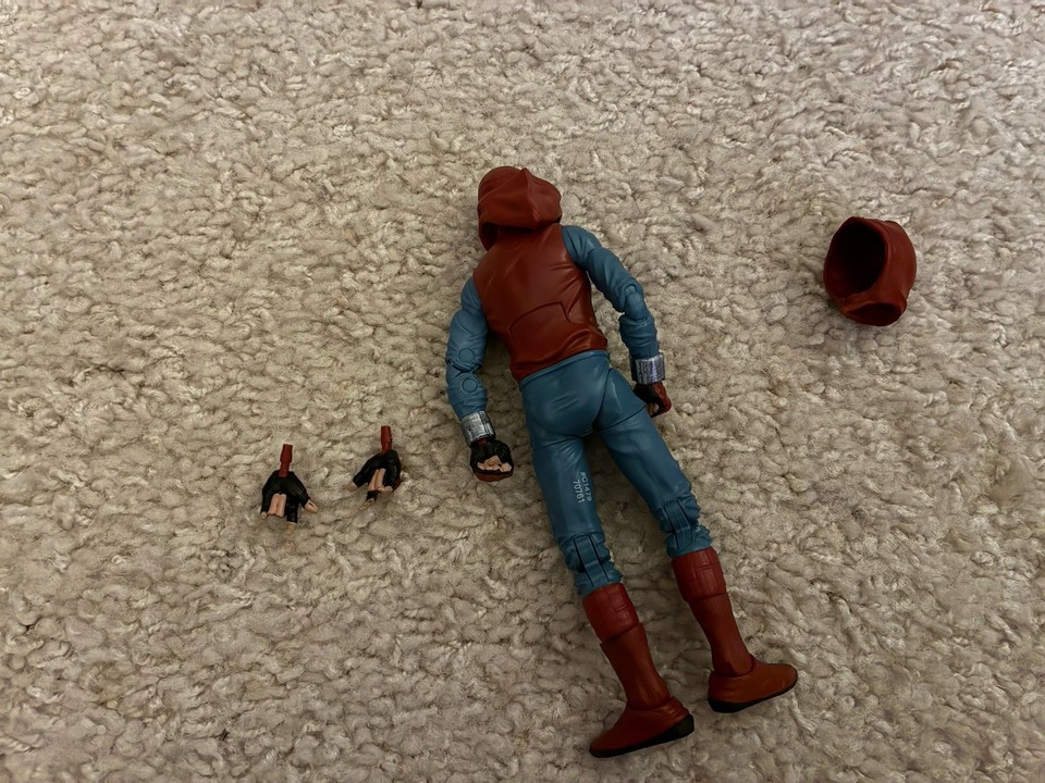Hasbro Marvel Legends Spiderman Homecoming Homemade Suit 6" Action ...