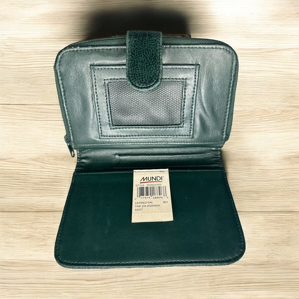 Mundi Women's My Big Fat Wallet in Green NWOT | eBay