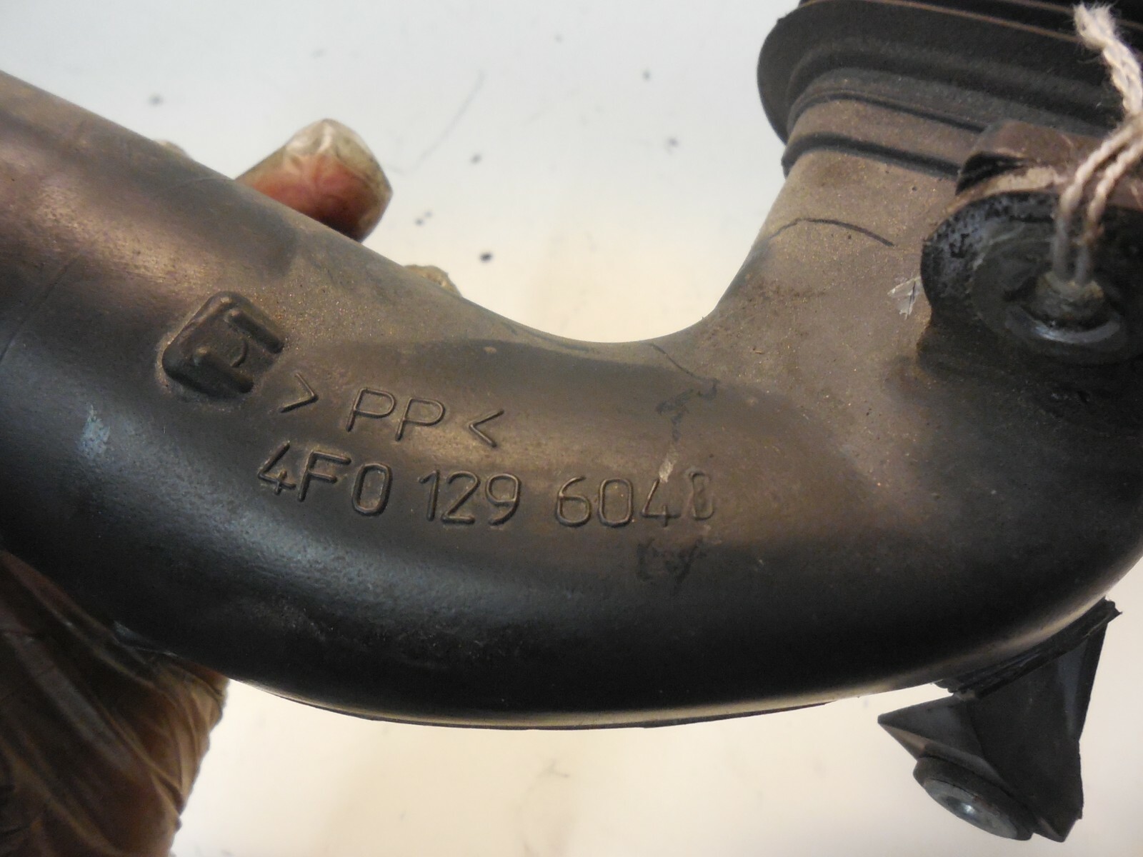 05-11 Audi A6 3.2L Air Intake Duct Tube Hose OEM 4F0129604B | eBay