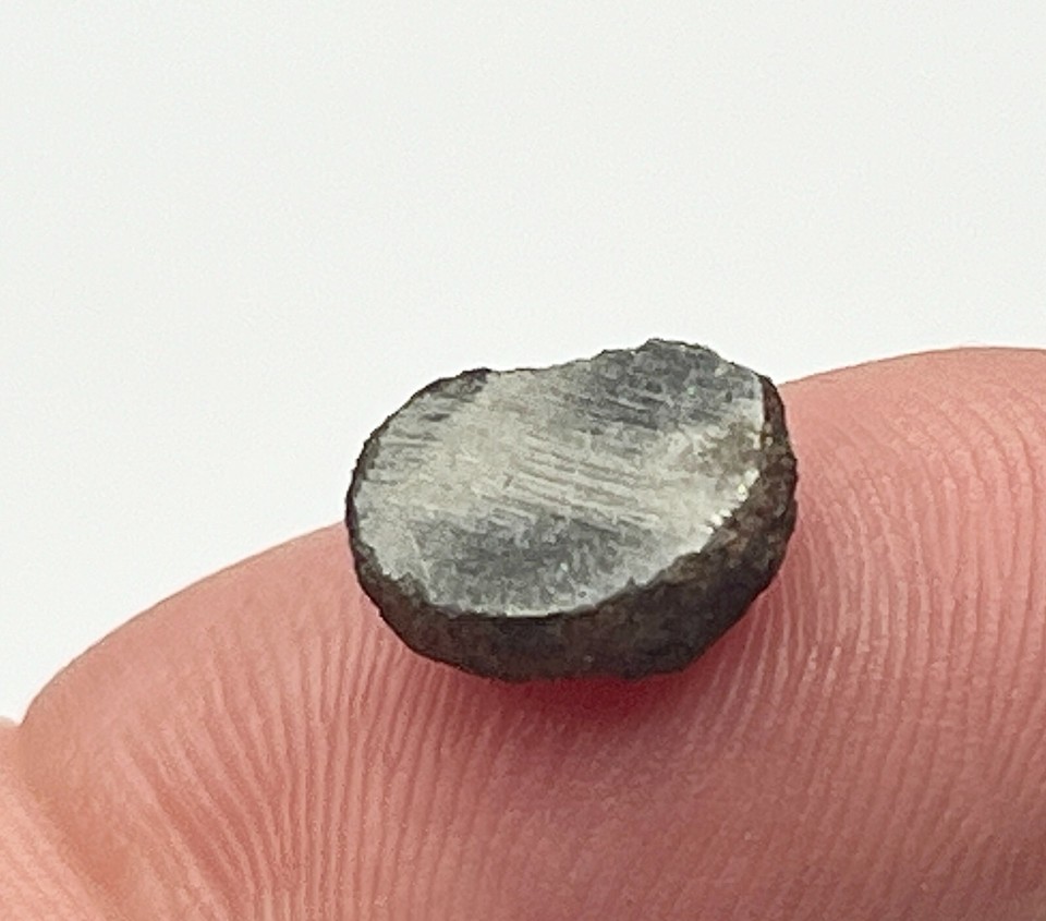 GUJBA 0.871g Polished Meteorite Half Sphere, CBa Carbonaceous ...