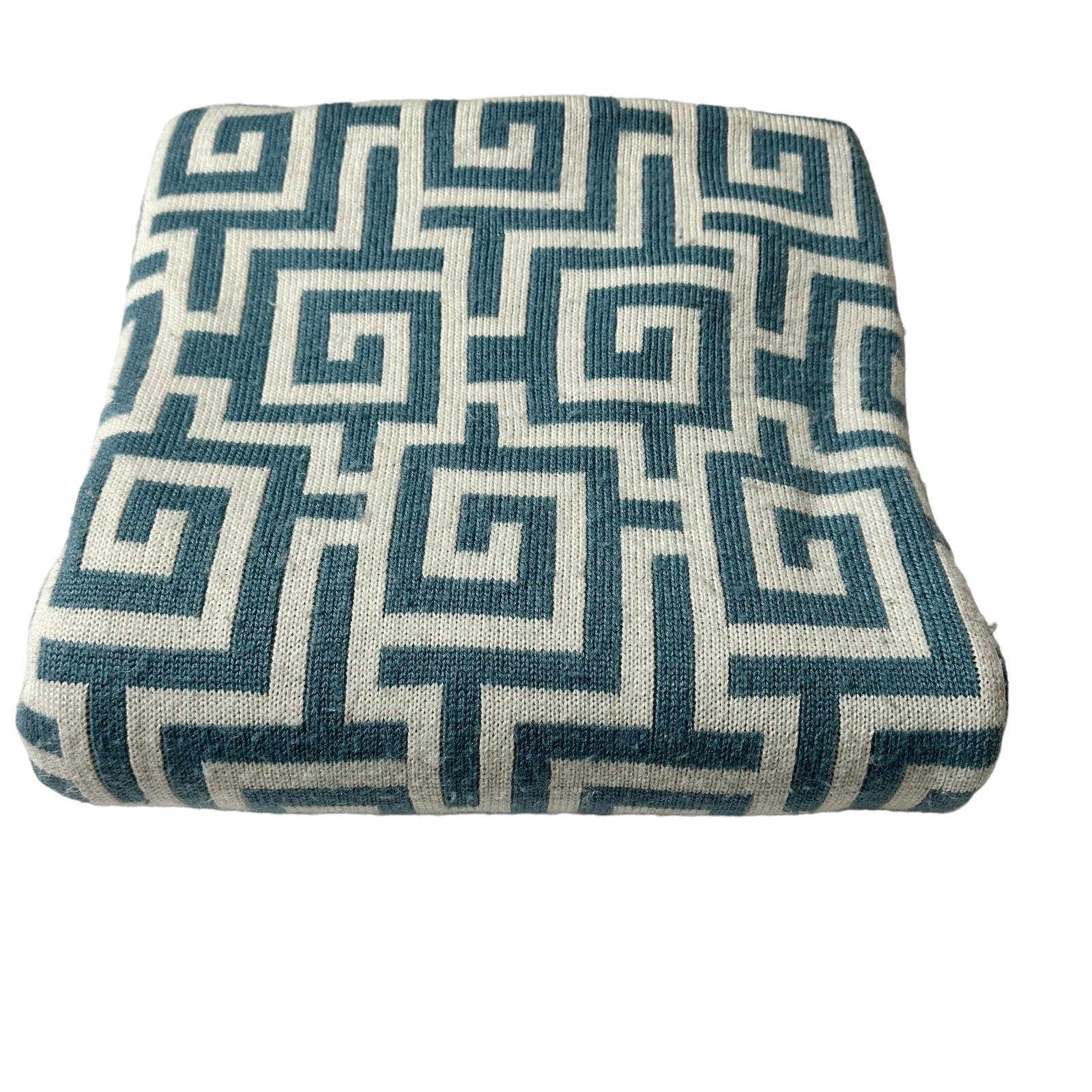 MAX STUDIO HOME Aqua Blue Throw Blanket Soft 50 X 54 Good | eBay
