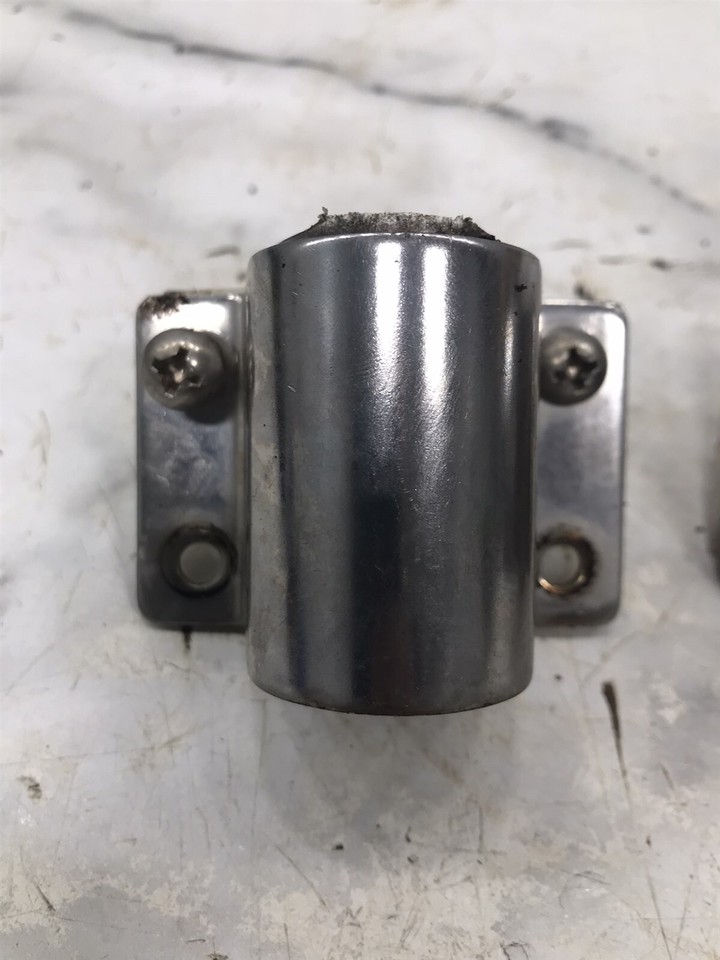 97 Bayliner Capri 2050 LS Boat Windline swim ladder mounts brackets ...