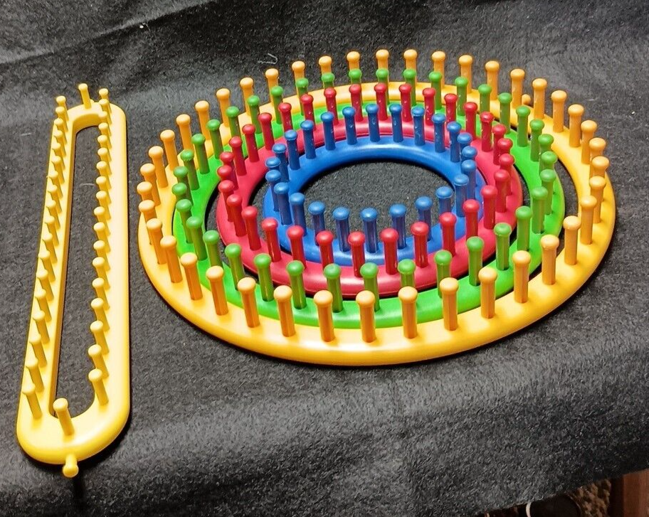Knifty Knitter Looms 4 Round Looms Provo Craft Creativity 11”-9”-7”- 5 ...