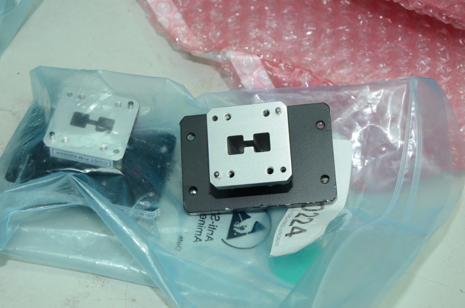 WRD650 Bulkhead Waveguide Feed Thru Scientific Microwave SMC-001D650-12 ...