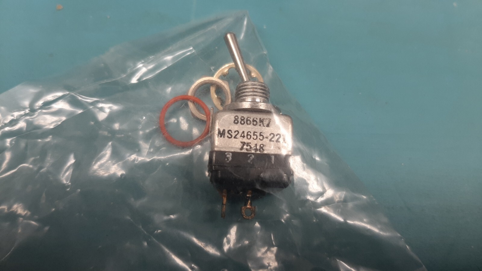 (1 PC) EATON MS24655-221 Switch Toggle NSN# 5930-00-892-9550 8866K7 | eBay