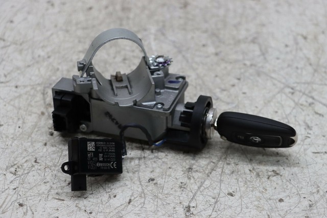 Vauxhall ASTRA Mk7 Diesel 2017 Vehicle Lock Set 39079951 for sale ...