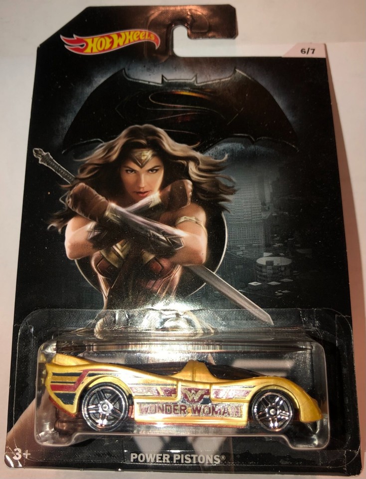 2016 Hot Wheels Wonder Woman Power Pistons Car 6/7 in Batman V superman ...