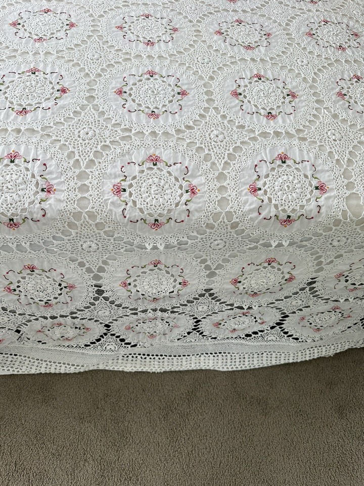 Vintage Antique Bedspread White Crochet Embroidered Linen Cotton King ...