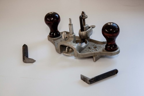 Millers Falls #67 Router Plane with 3 cutters and depth stop and fence ...