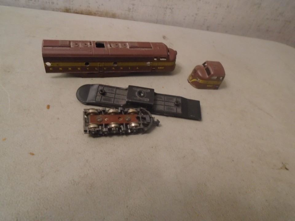 N SCALE DIESEL PARTS BACHMANN PRR SHELL 1 FRONT TRUCK 1 FRAME | eBay