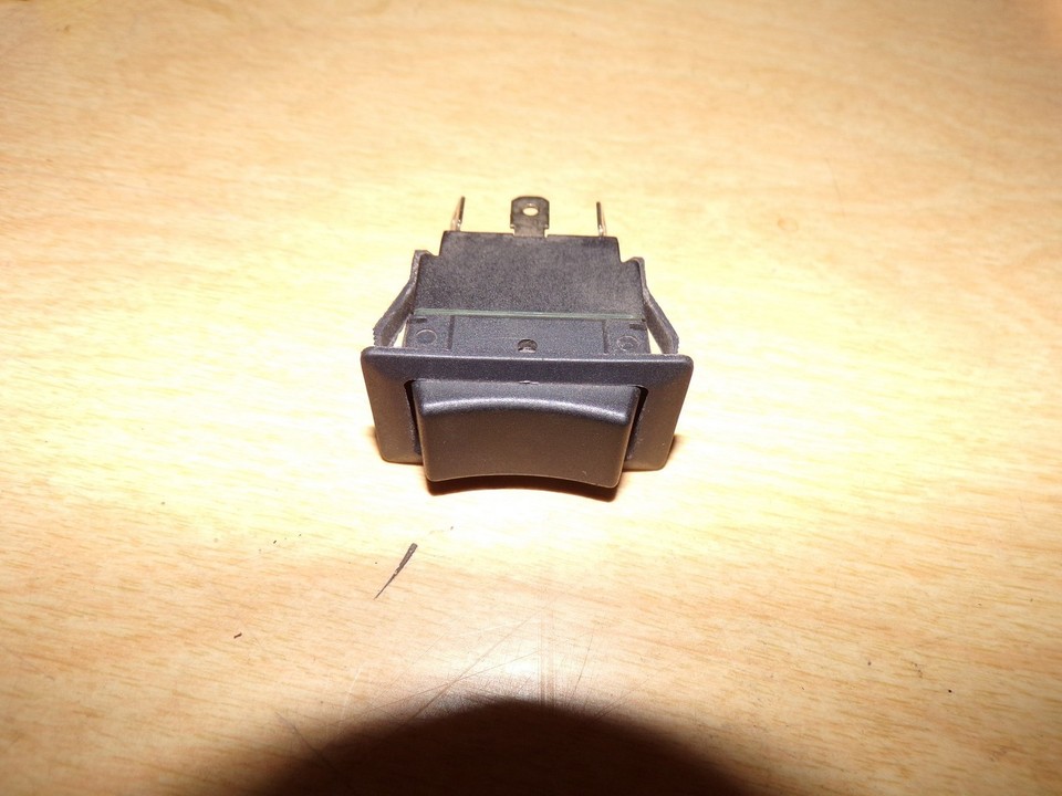 Hubbell 1101 Toggle Switch *FREE SHIPPING* | eBay