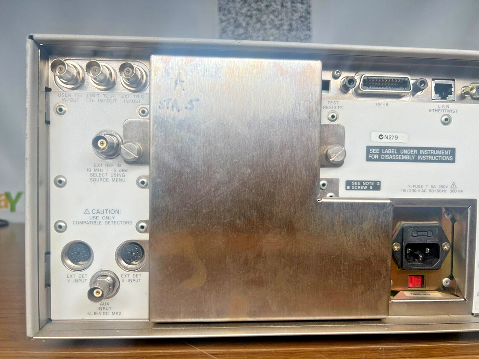 HP 8712ET RF Network Analyzer 300Khz - 1300Mhz OPT 1EC | eBay