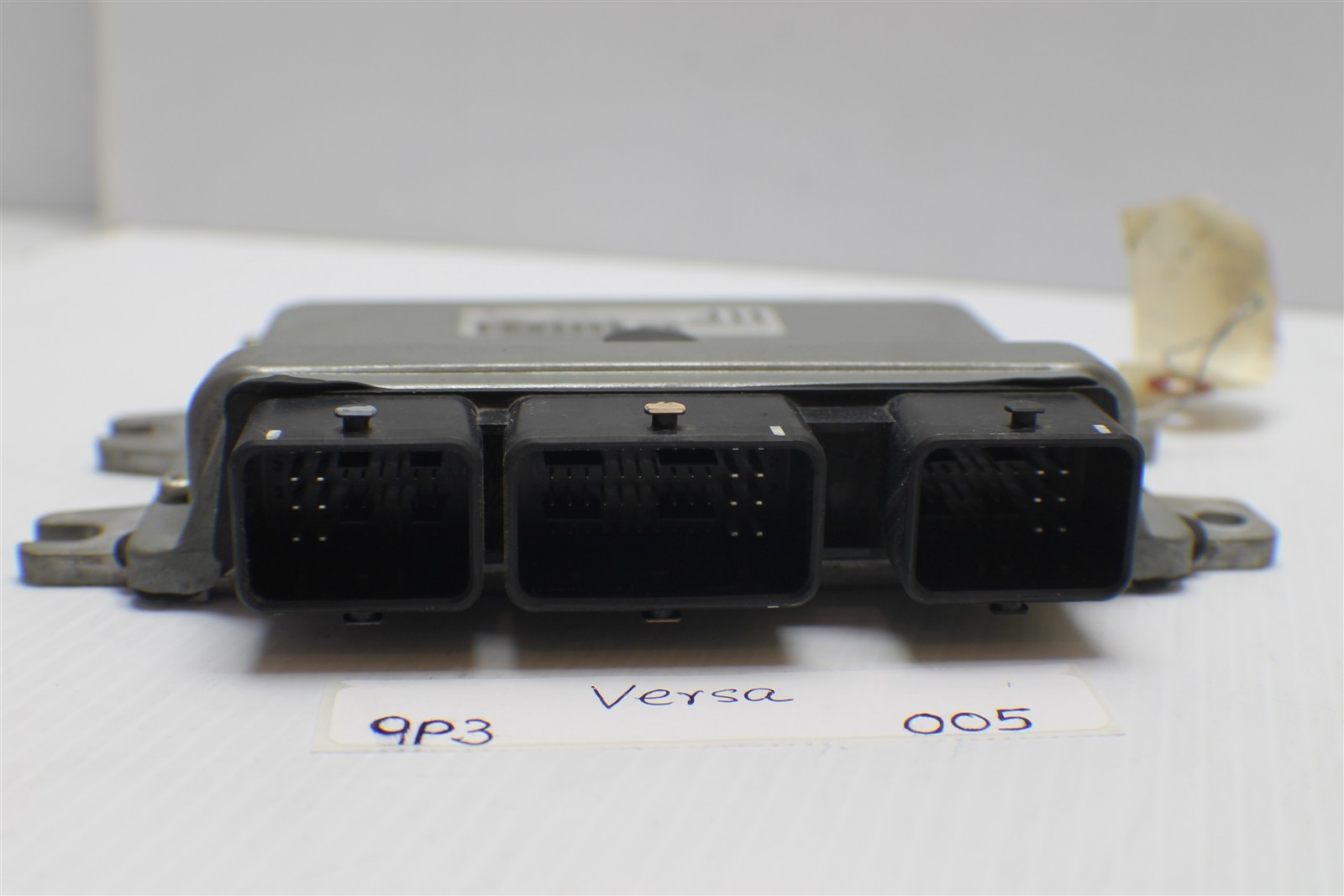 MEC900990B1 Nissan Versa 2010-11 MT Engine Control Unit ECU Module 005 ...