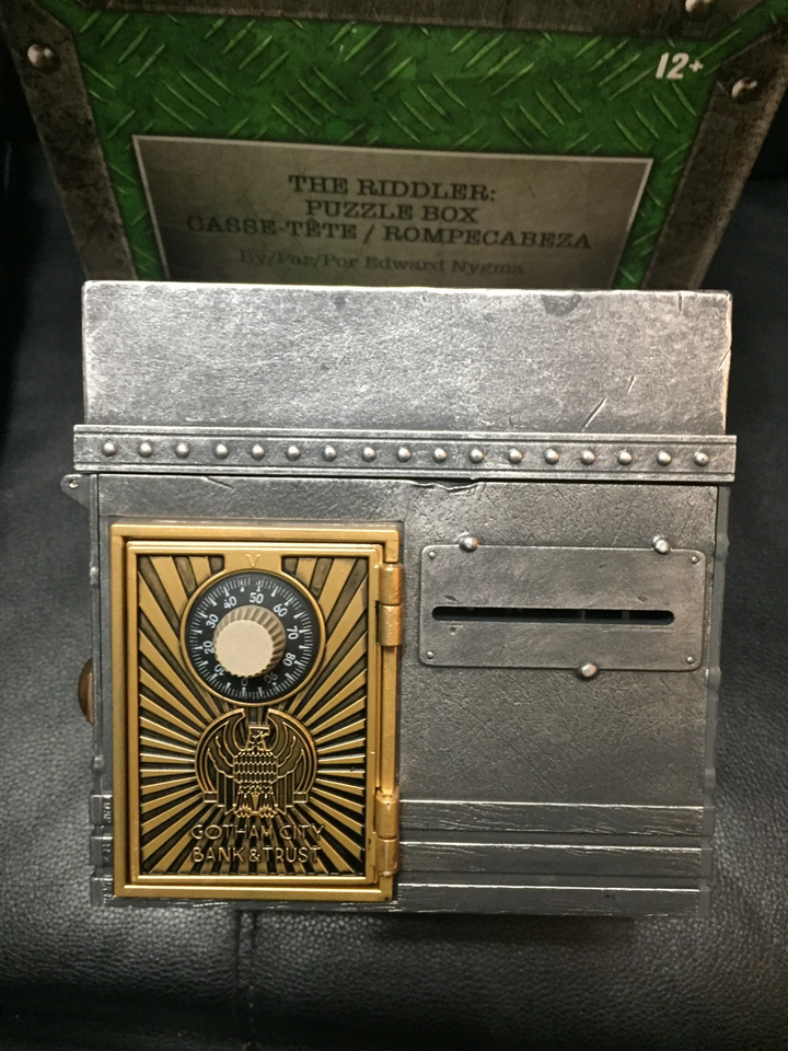 McFarlane - DC Direct - The Riddler: Puzzle Box by Edward Nygma Not ...