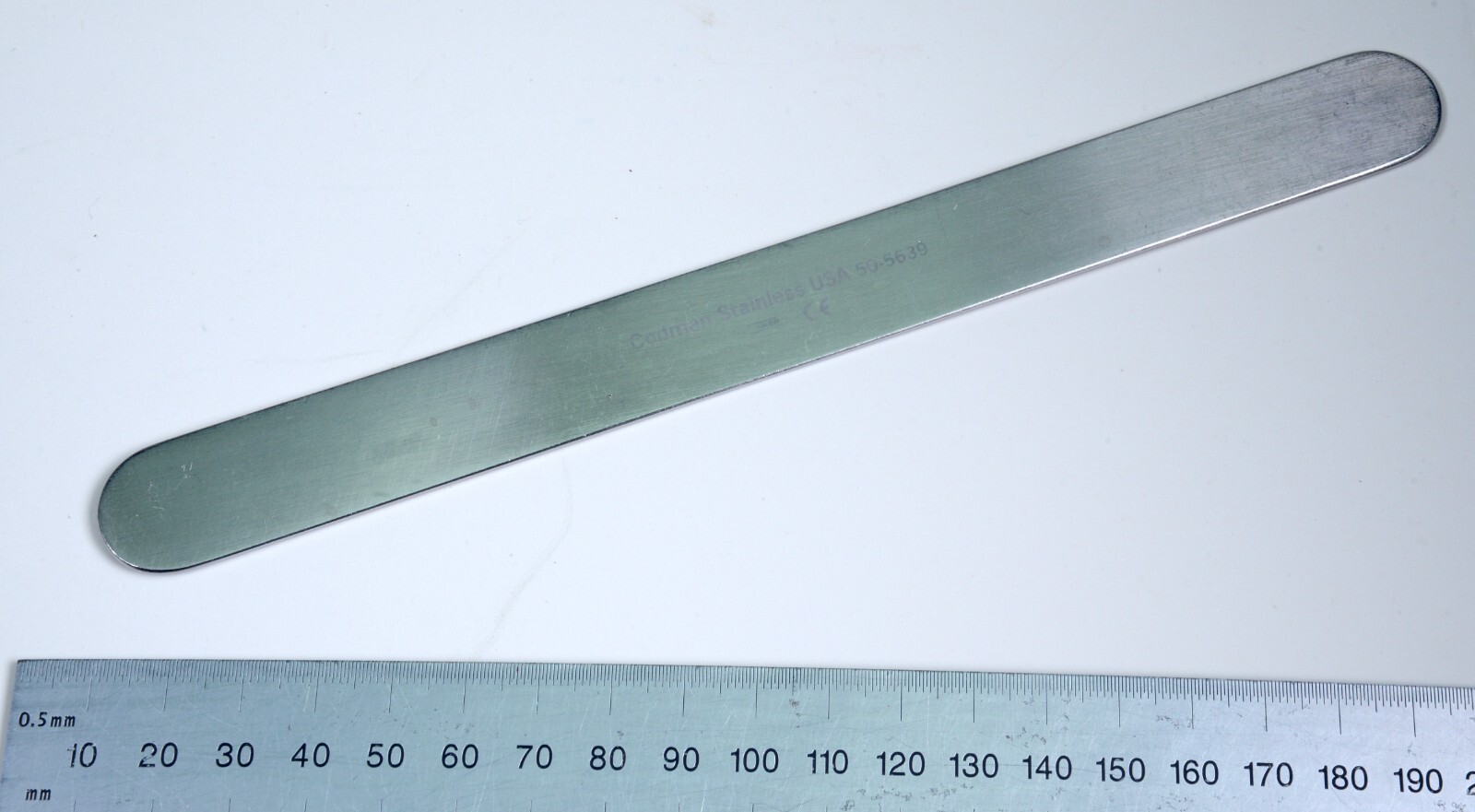 Codman #50-5639 Ribbon Retractor 8" Stainless Steel ¾" Wide Surgical | eBay