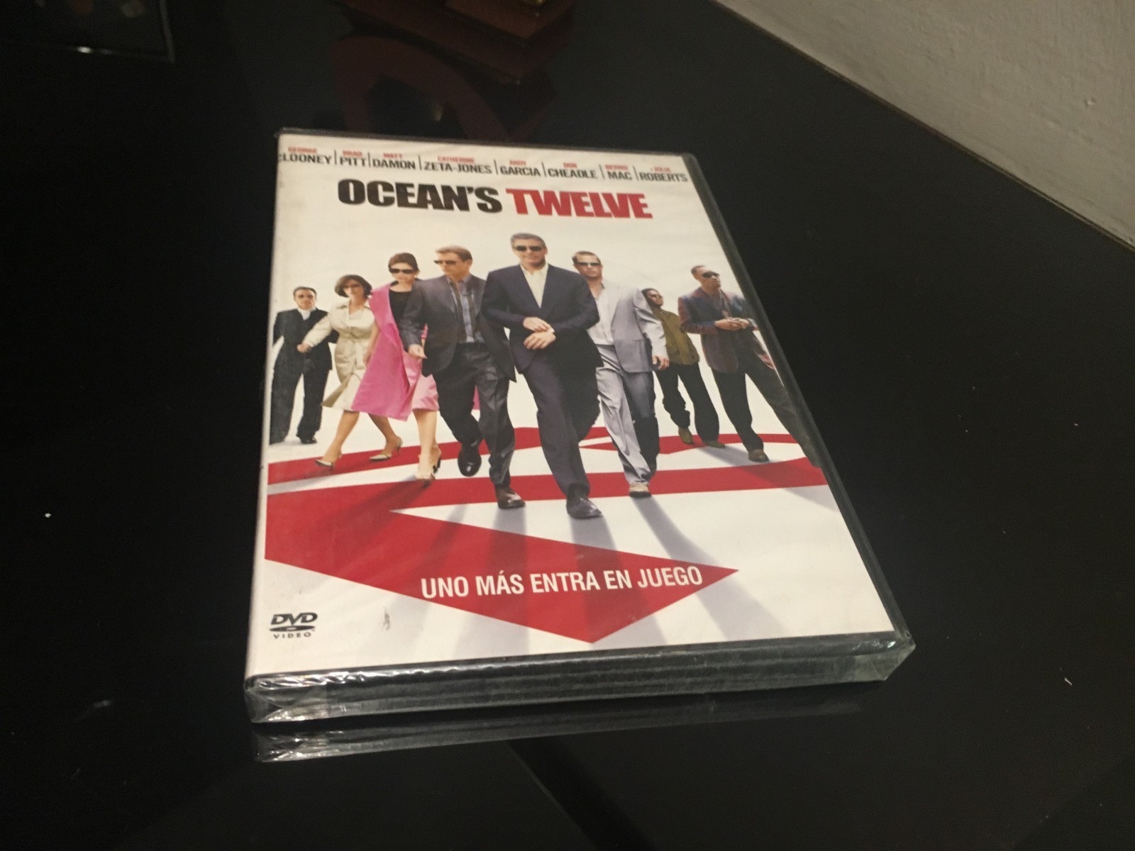 TWELVE DVD George Clooney Brad Pitt Matt Damon Andy Garcia Julia ...