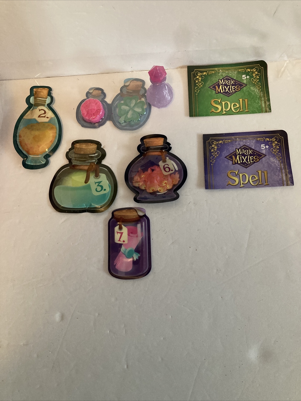 Magic Mixies Magical Misting Cauldron Purple & Gold With Accessories No ...