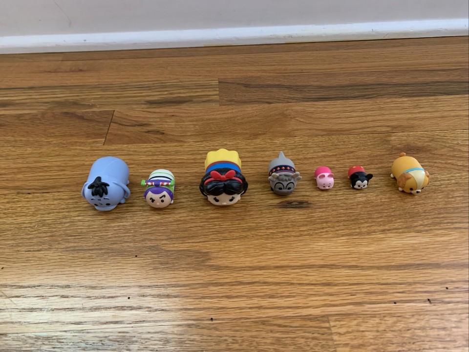 Disney Tsum Tsum Vinyl Figures Lot Of 7: Buzz, Mickey Mouse, Snow White ...
