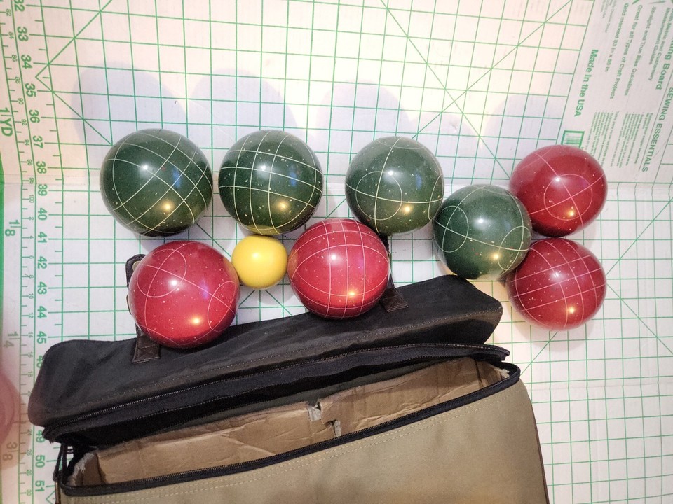 Eddie Bauer Bocce Ball Set