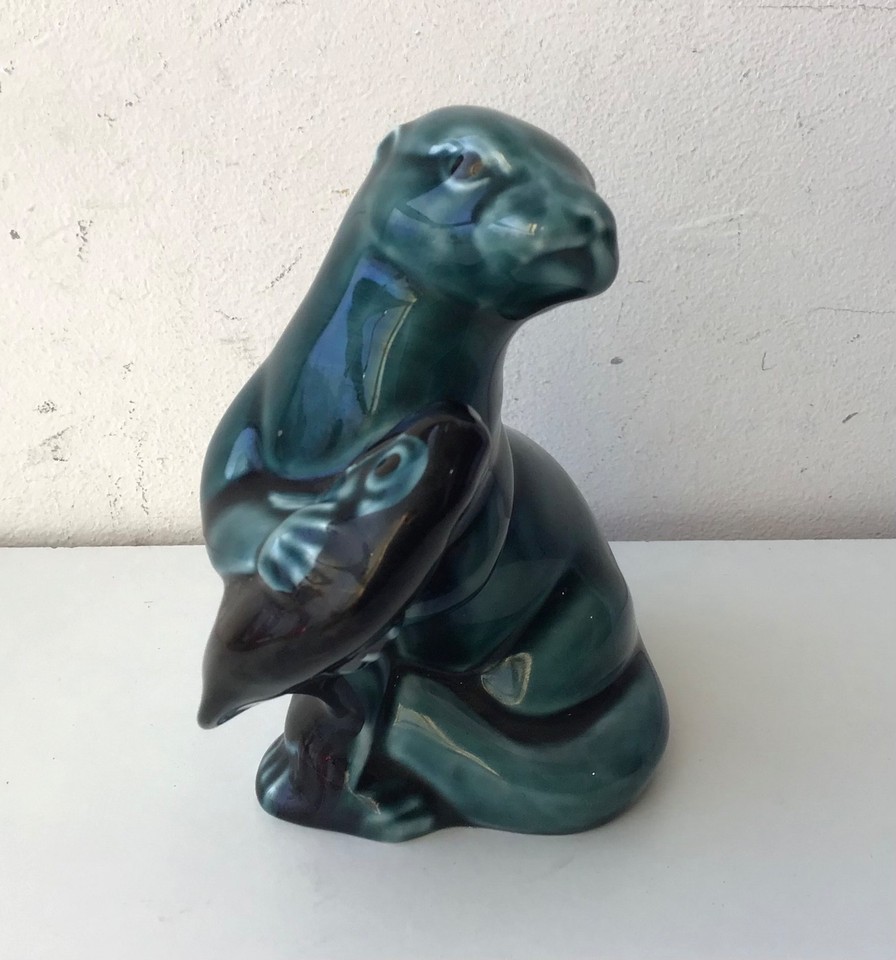 Poole Pottery Blue Otter With Fish Figurine England Very Good Condition ...