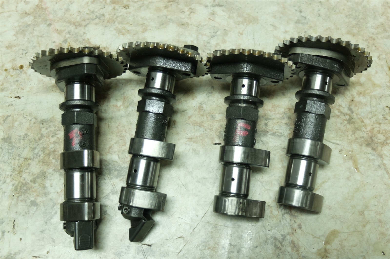 04 Harley Davidson VRSCB V-Rod cam shaft camshafts front rear intake ...