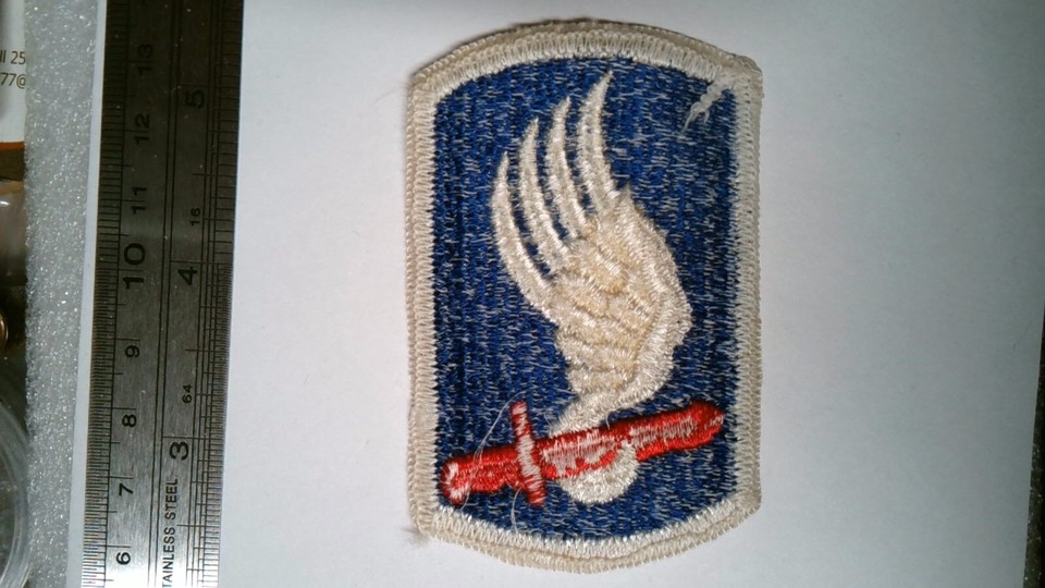 MILITARY SHOULDER PATCH US ARMY 173RD AIRBORNE INFANTRY BRIGADE SEW ON ...