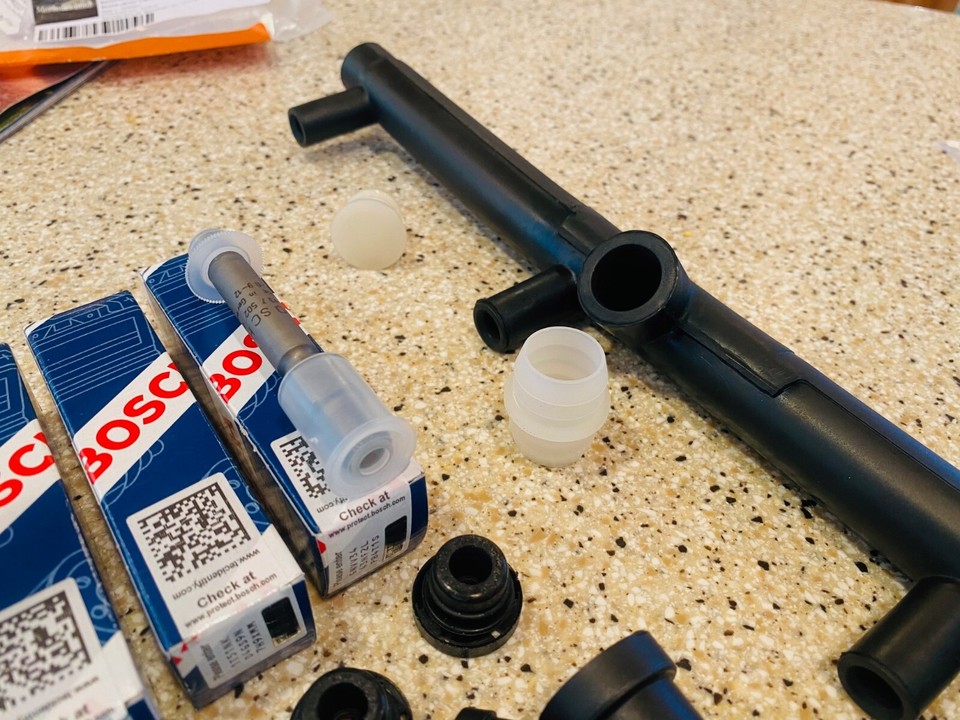 MERCEDES BENZ FUEL INJECTOR SET KIT W107 W126 560SL 560SEL 560SEC ...