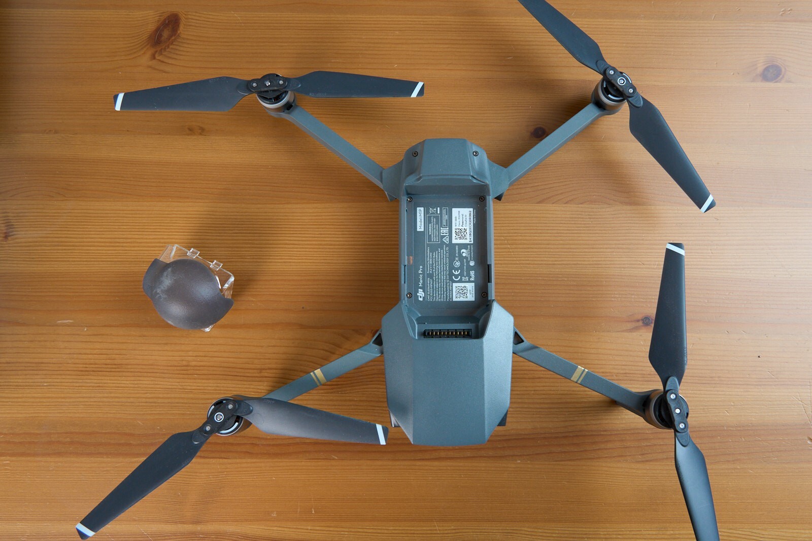 DJI Mavic Pro M1P - 3 batteries, 3.5 sets of propellers, 7 PolarPro ND ...