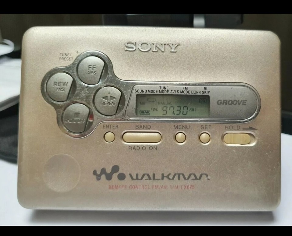 Sony Walkman WM-FX675 Radio Cassette player Remote 20th Anniversary ...
