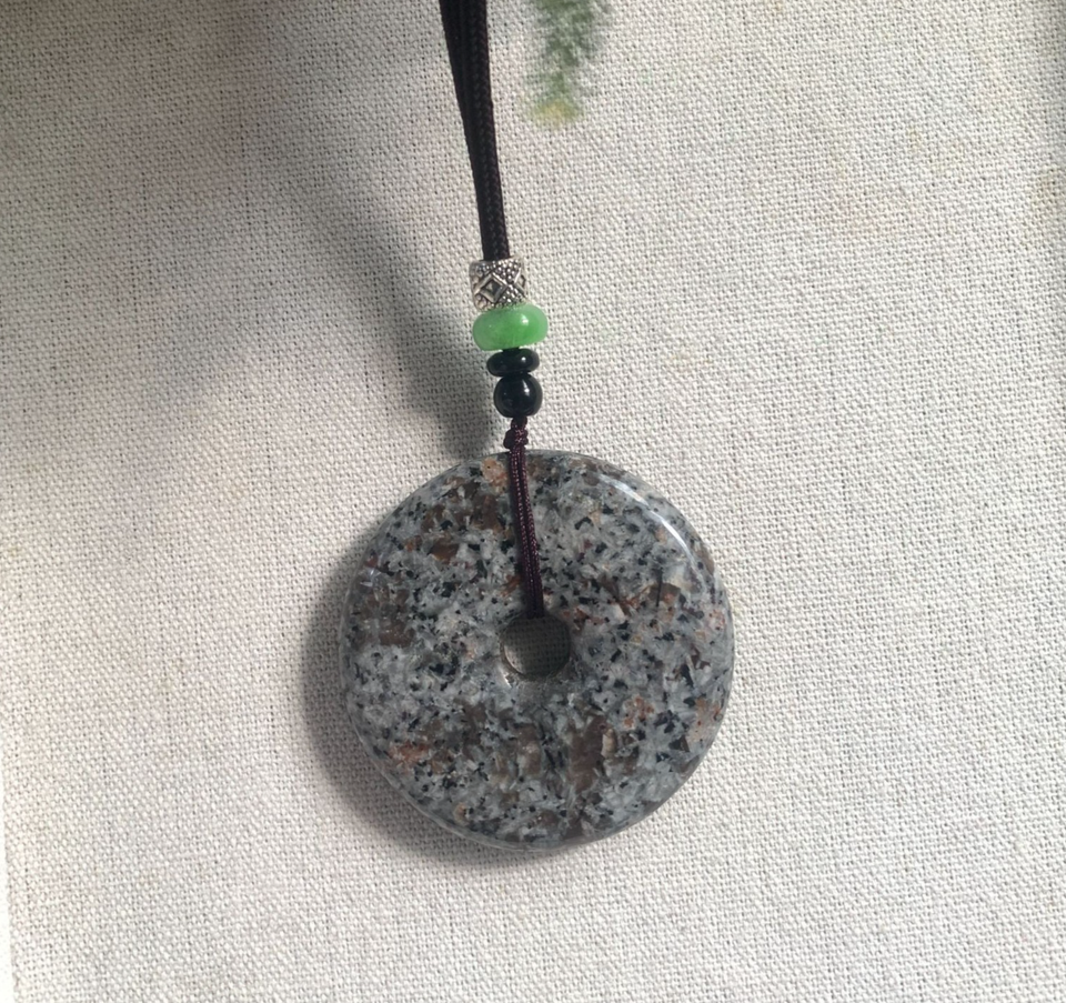 【GLOWING Donut Necklace】Yooperlite UV Pendant丨Edgy & Magical Jewelry | eBay