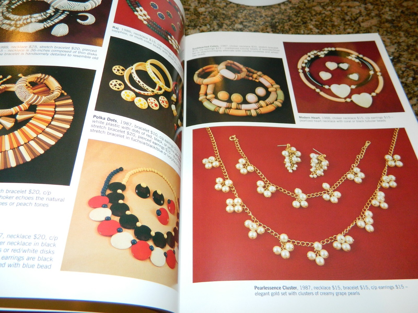 *IDENTIFYING Avon Jewelry BY SCHIFFER Price Guide - Rare & Common #C07 ...