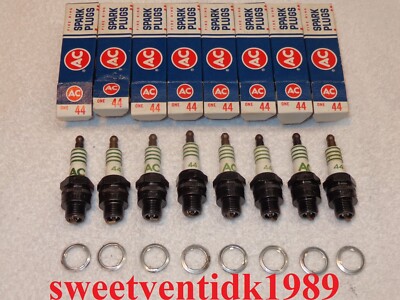‘NOS’...AC-44 Spark Plugs ‘4 equal Green Rings’..... MADE IN USA.....GM ...