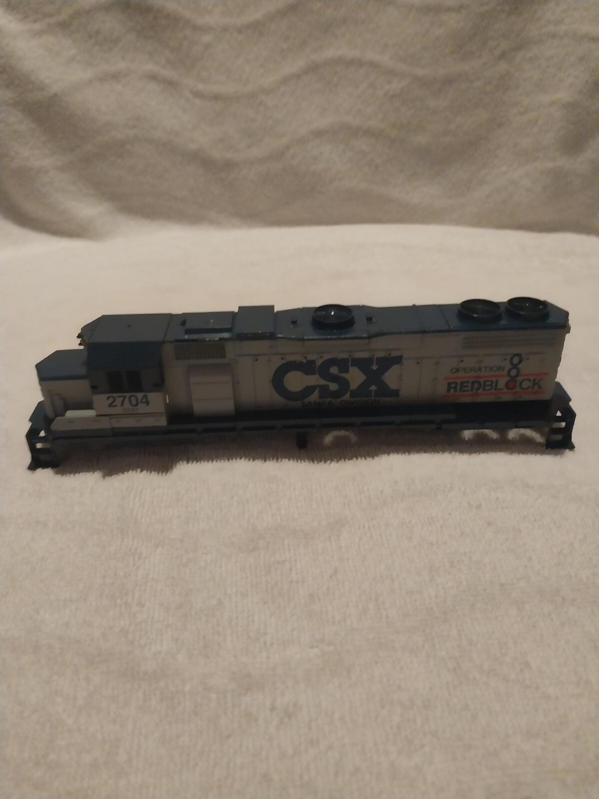 CSX 2704 GP-38 HO Scale Prototype Model Locomotive Shell w/Acc: ONE OF ...