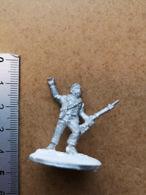 MAN WITH GUN RESISTANCE WW2 INTERWAR PULP FOOTSORE ?METAL MINIATURE ...