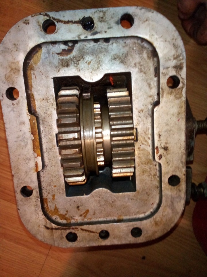 Muncie 03T34284 AU68 Direct Drive PTO 24-Tooth Input Gear fits Eaton ...