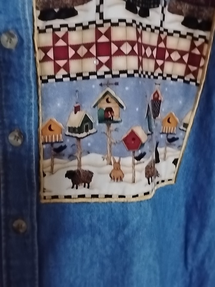 THE QUACKER FACTORY Vintage Christmas Holiday Themed Button Down Denim ...