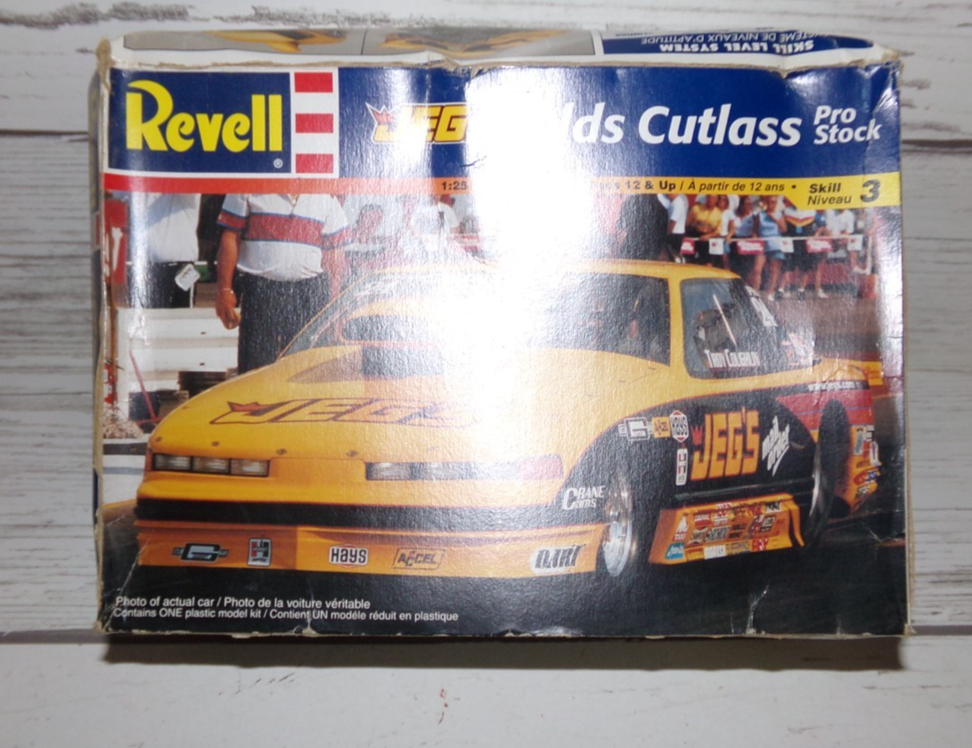 Revell 1/25 Olds Cutlass Jegs Troy Coughlin Pro Stock Model Kit 85-7678 ...