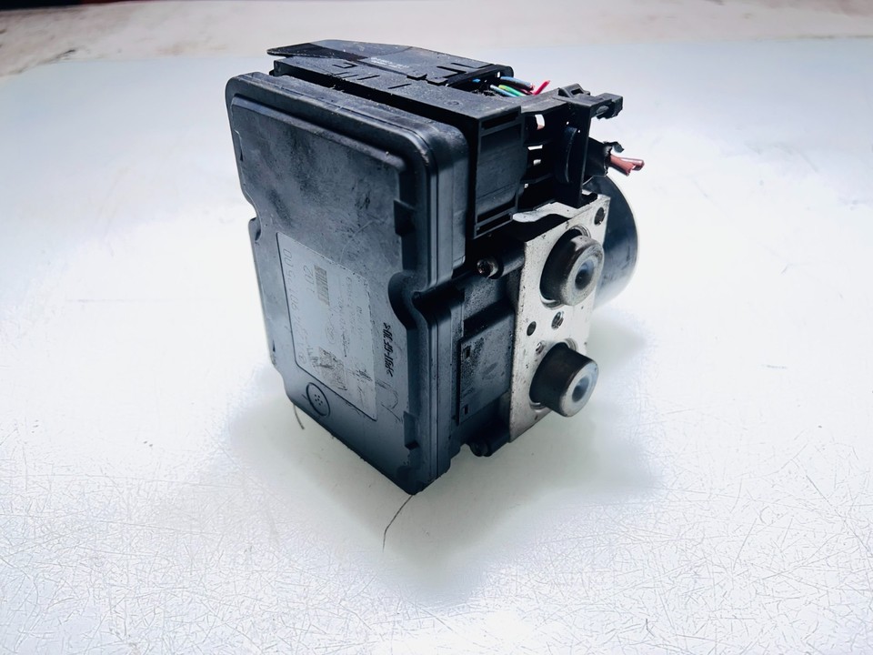 Mercedes Benz C Class W204 ESP ABS Pump Control Module Unit A2049012500 ...