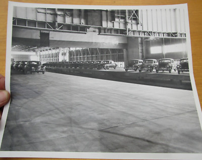 ca. 1947 Kaiser-Frazer Finish Line Near Willow Run Factory: 8 X 10 ...